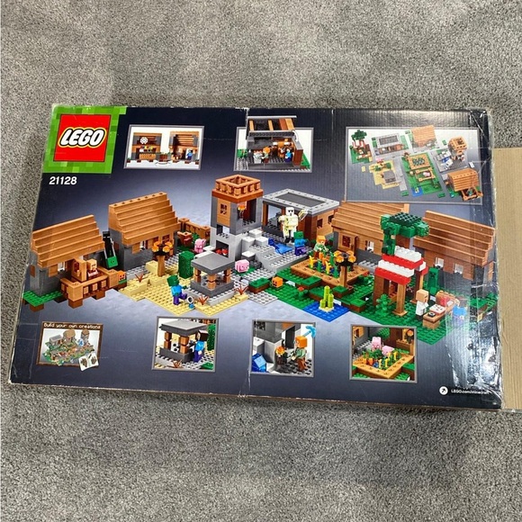 Lego | Toys | Lego Minecraft Village Building Set With Brown And Green ...